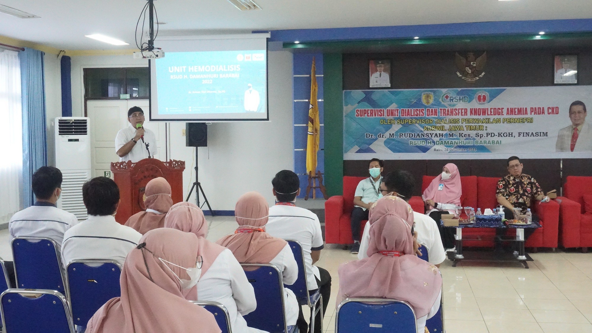 Visitasi Pernefri Jatim ke Instalasi Hemodialisis RSUD H. Damanhuri ... Visitasi Pernefri Jatim ke Instalasi Hemodialisis RSUD H. Damanhuri ...