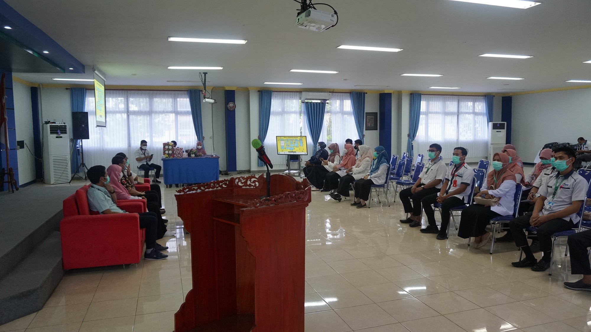 Visitasi Pernefri Jatim ke Instalasi Hemodialisis RSUD H. Damanhuri ... Visitasi Pernefri Jatim ke Instalasi Hemodialisis RSUD H. Damanhuri ...